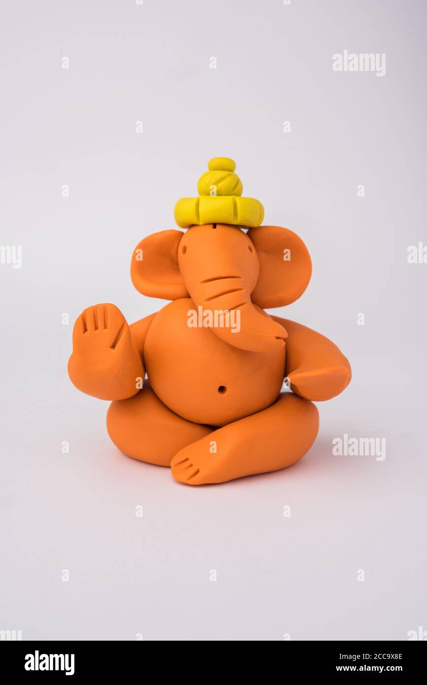 Homemade Lord Ganesha idol for Ganesh Chaturthi Festival using ...