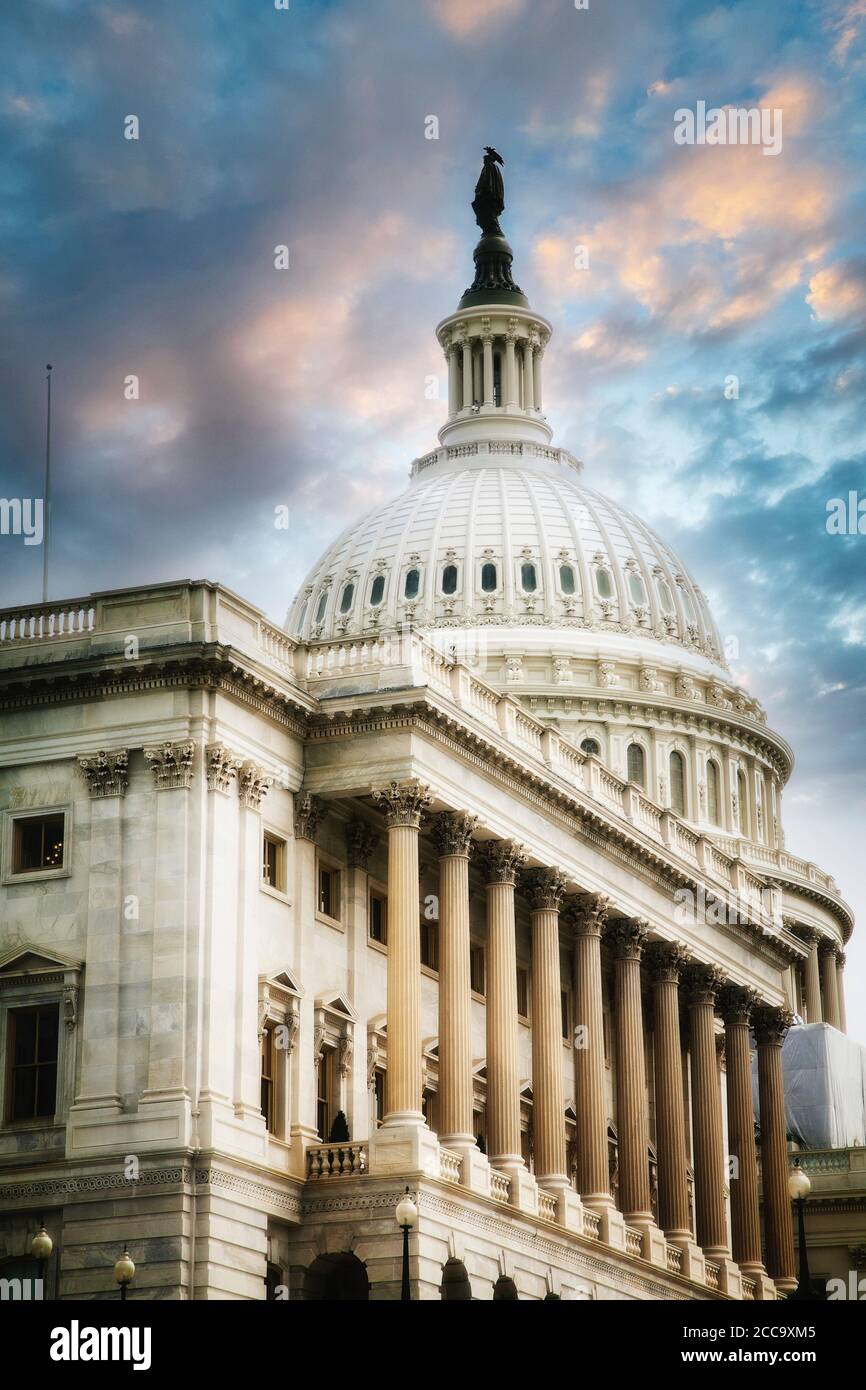 Us government building hi-res stock photography and images - Alamy