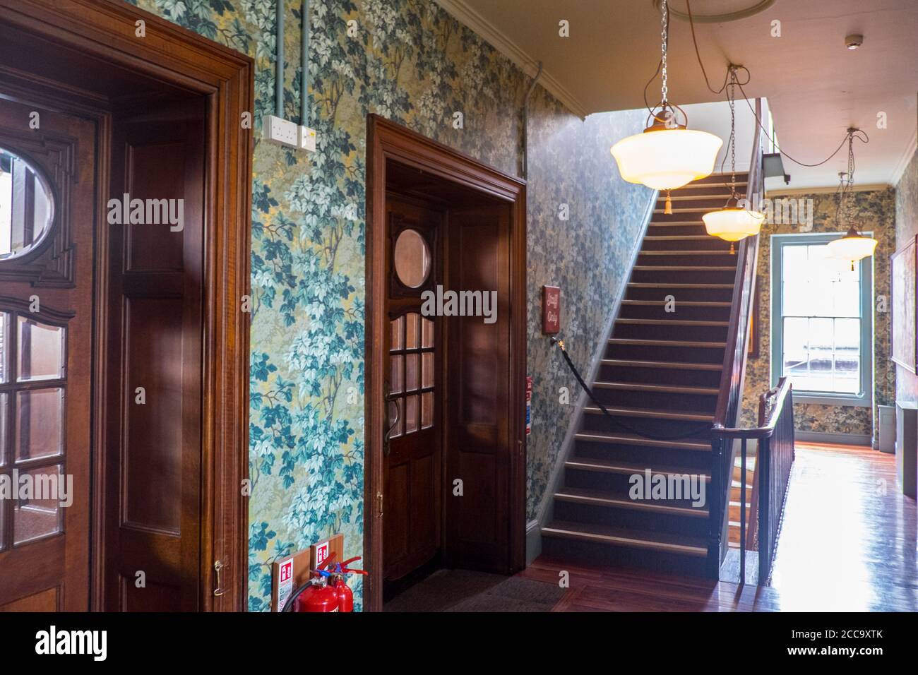 Lounges restaurant chain hi-res stock photography and images - Alamy