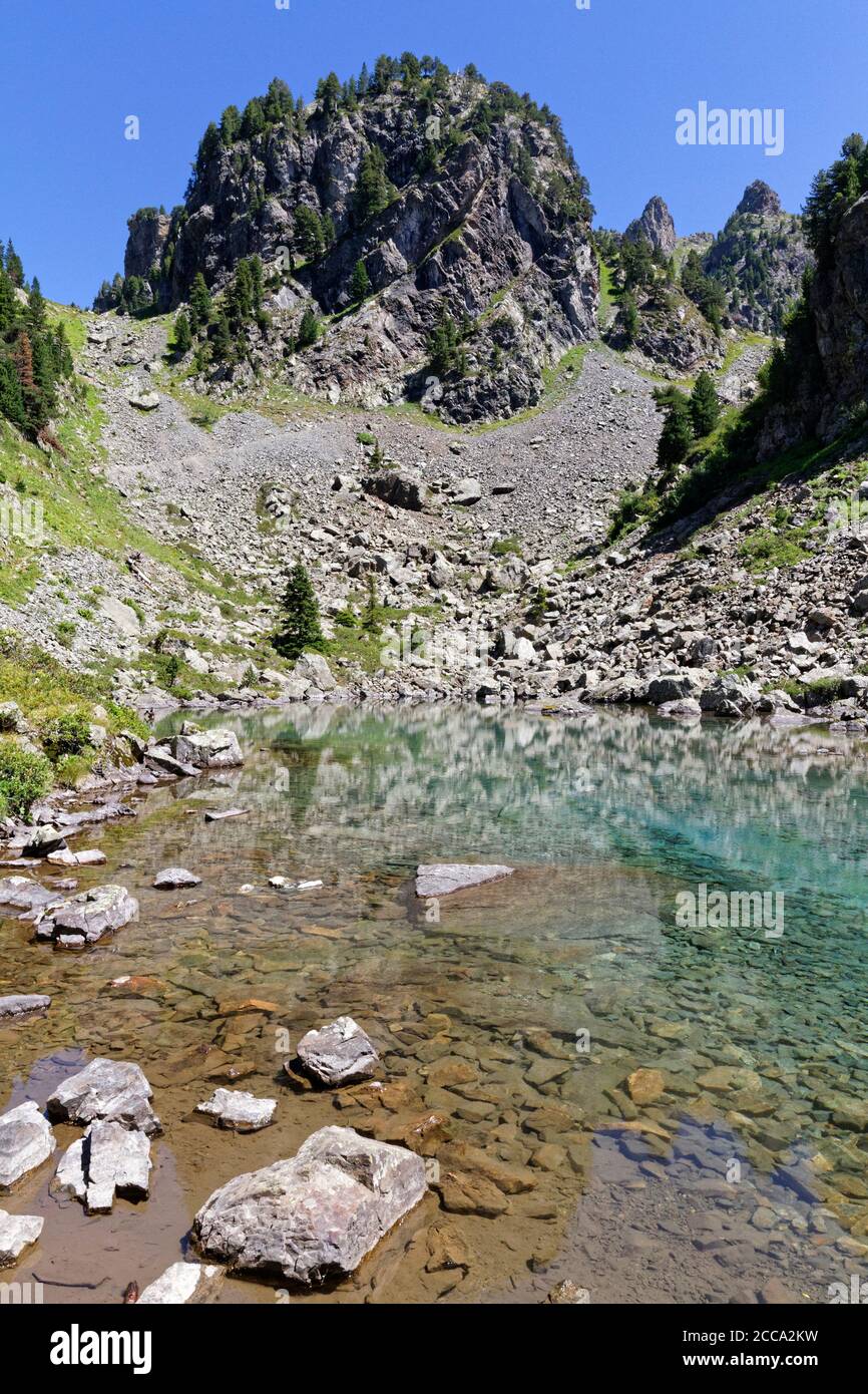 Leama lake hi-res stock photography and images - Alamy