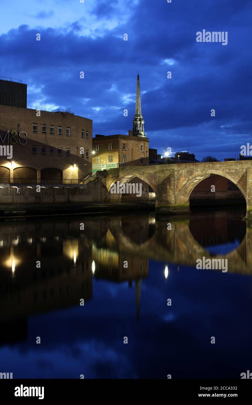 Ayrs auld brig hi-res stock photography and images - Alamy