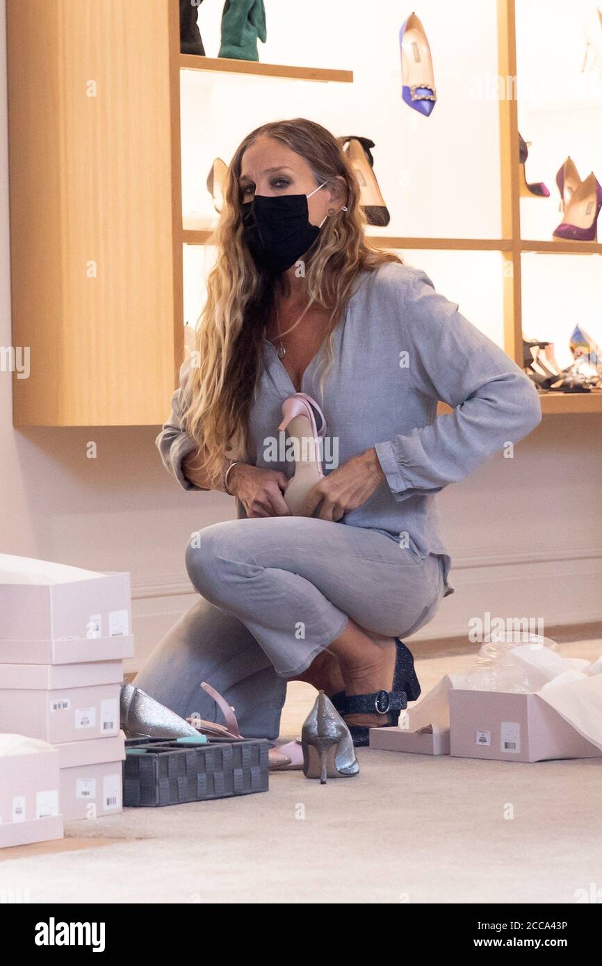 New York, NY, USA. 19th Aug, 2020. Sarah Jessica Parker at in-store ...