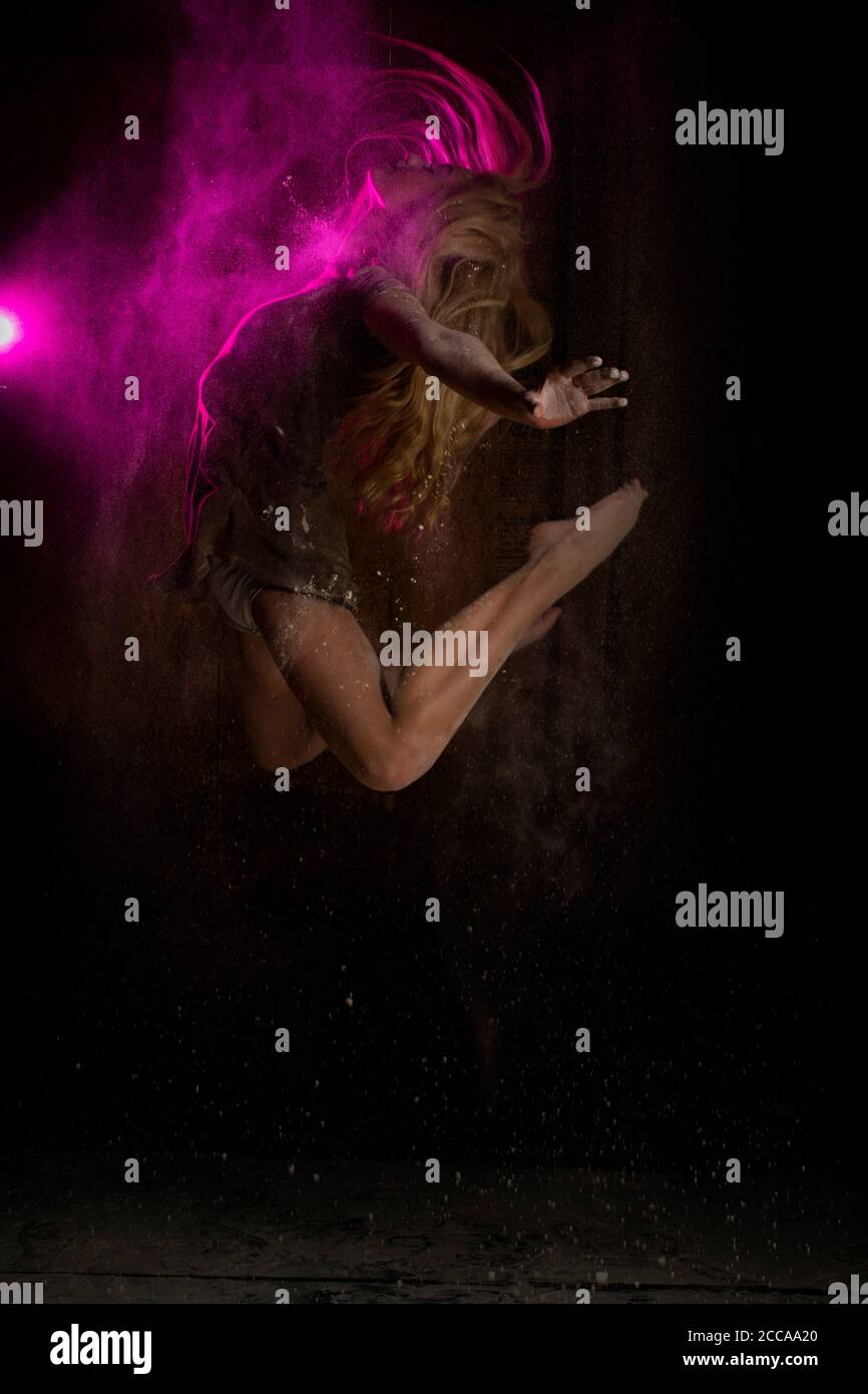 C jump hi-res stock photography and images - Alamy