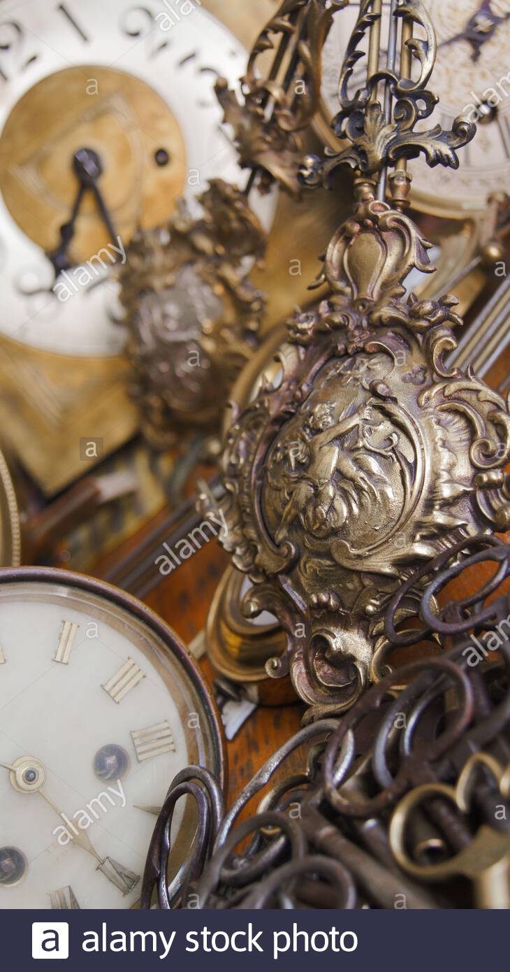 Parts Of Old Clocks High Resolution Stock Photography and Images - Alamy