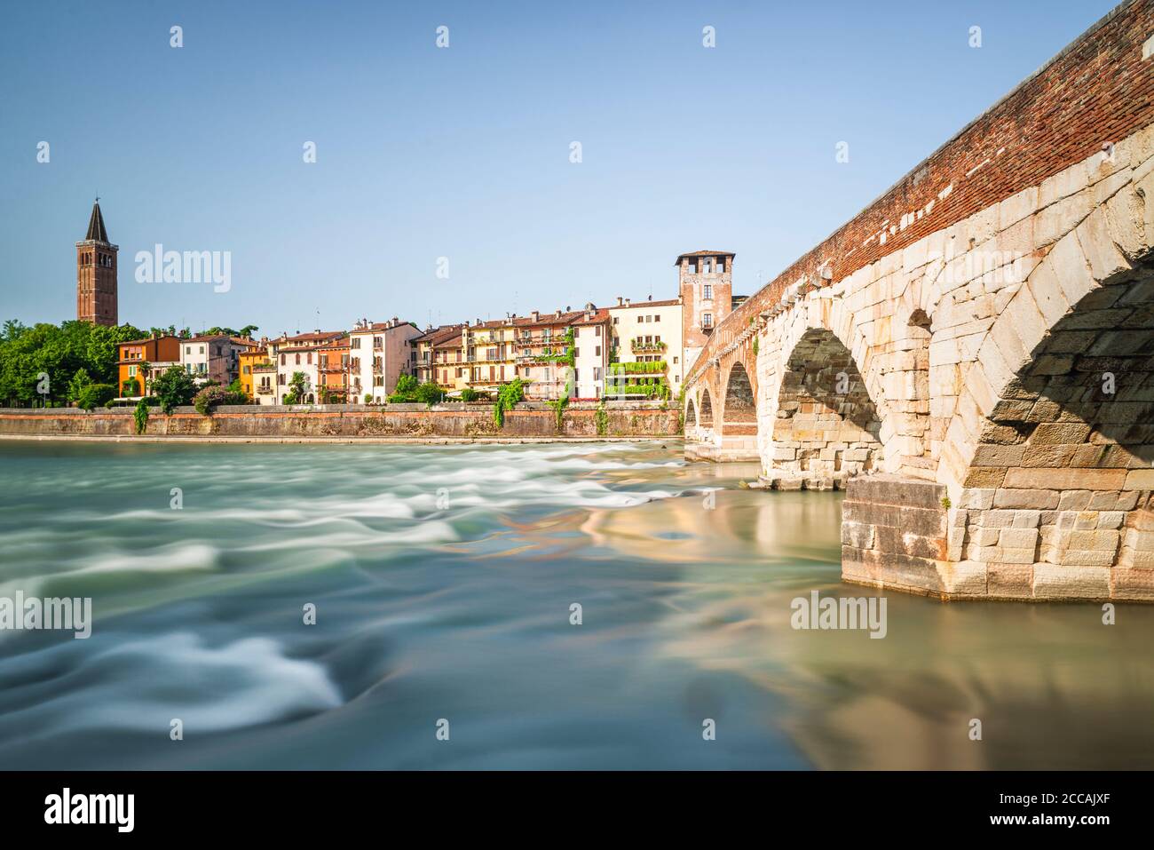 Roman bridge italy hi-res stock photography and images - Alamy