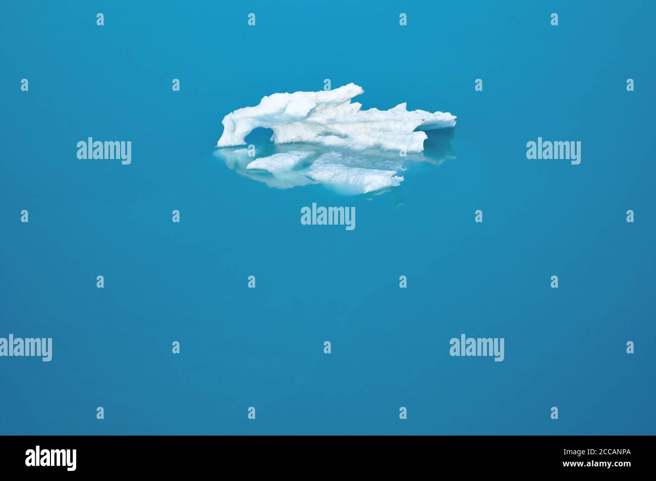 Ice disappearing hi-res stock photography and images - Alamy