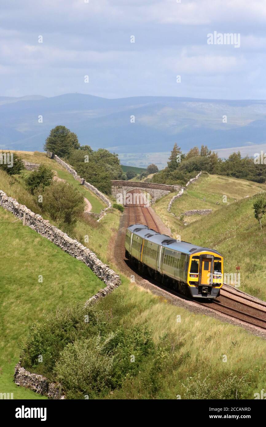 Two car class 158 express sprinter dmu's in Northern livery with ...