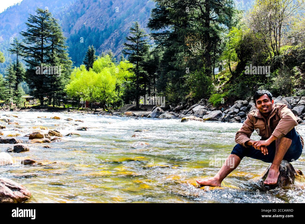 Kasol Manali - Gushing Parvati river in the snow mountains of Himachal ...