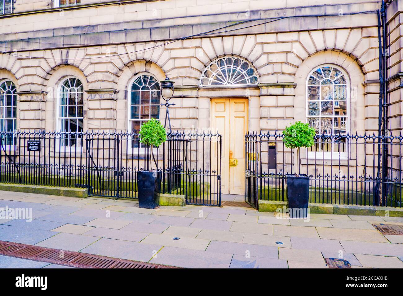 Edinburgh Scotland 6th aug 2020 Old stone house with arched windows ...