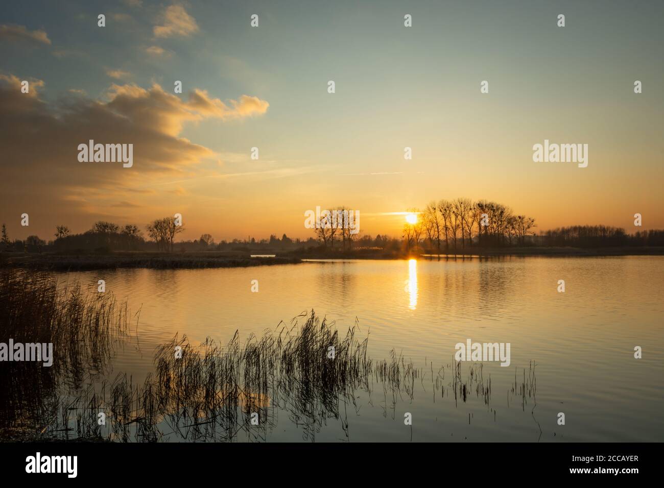 Beautiful sunset on lake panorama hi-res stock photography and images ...