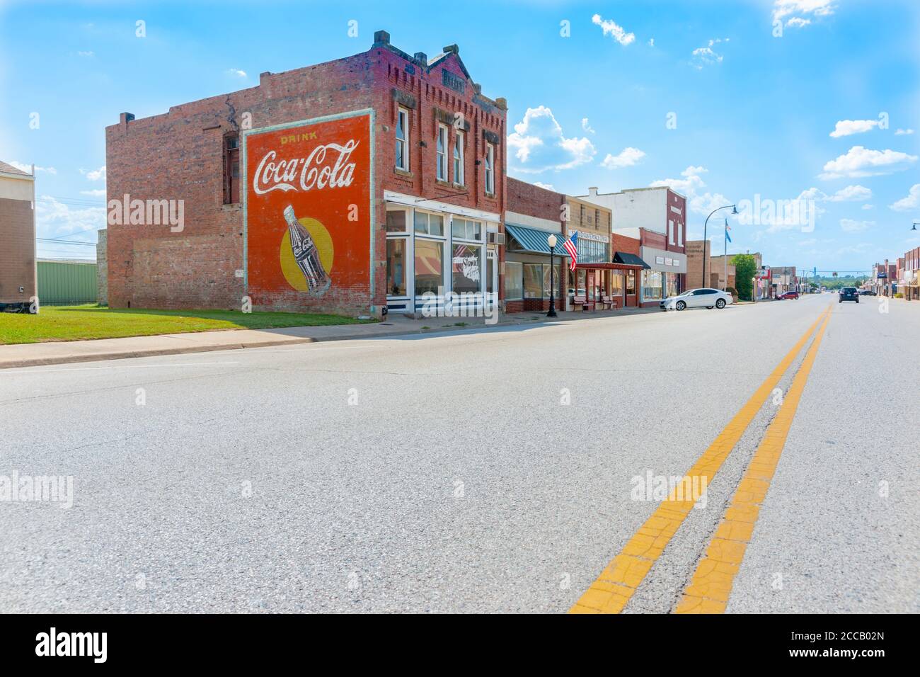 Through buidlings hi-res stock photography and images - Alamy