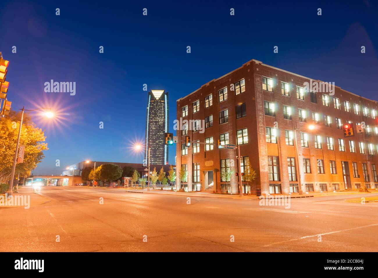 Devon energy center oklahoma hi-res stock photography and images - Alamy
