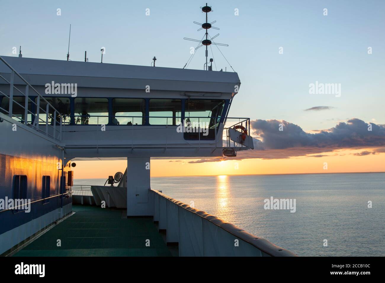 Captains bridge hi-res stock photography and images - Alamy