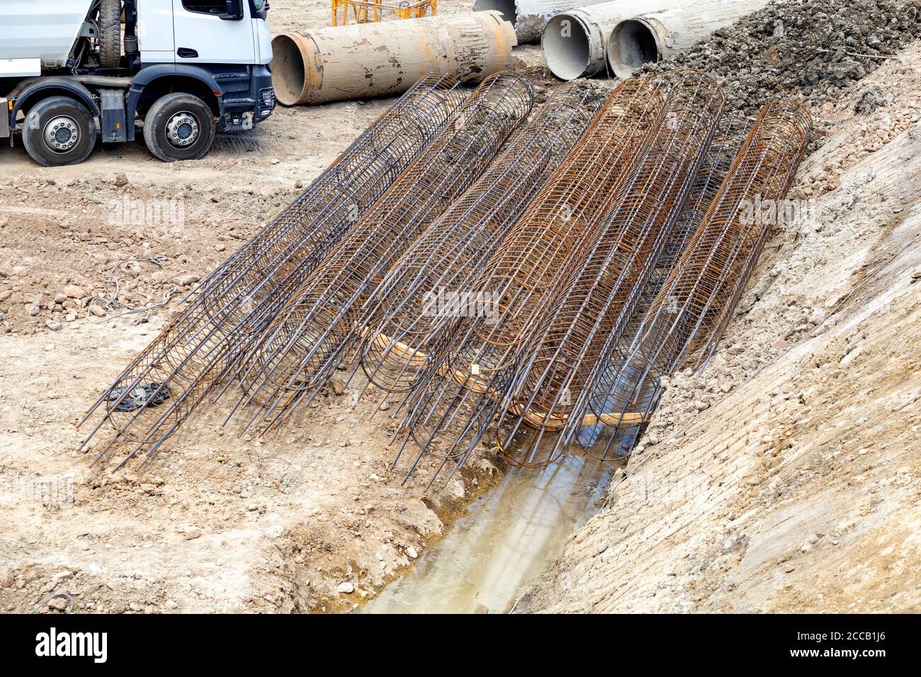 Circular column reinforcement, round mesh reinforcement for columns at ...