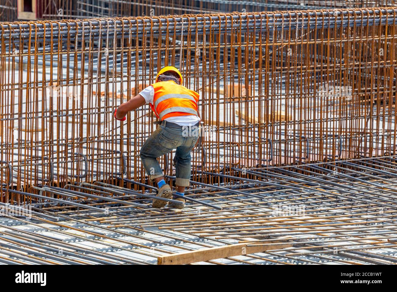 Steel reinforcement cage hi-res stock photography and images - Alamy