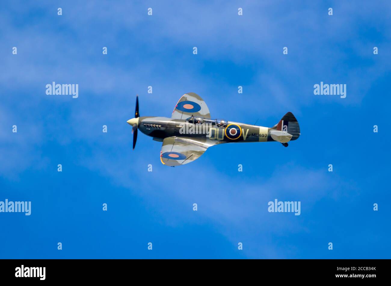 Spitfire propeller nose cone hi-res stock photography and images - Alamy