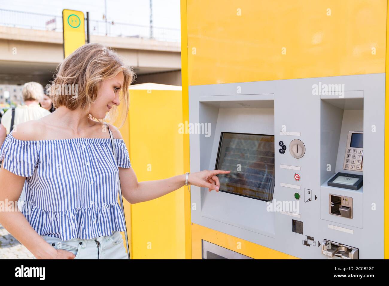 Metro automatic tickets vending machine hi-res stock photography and ...