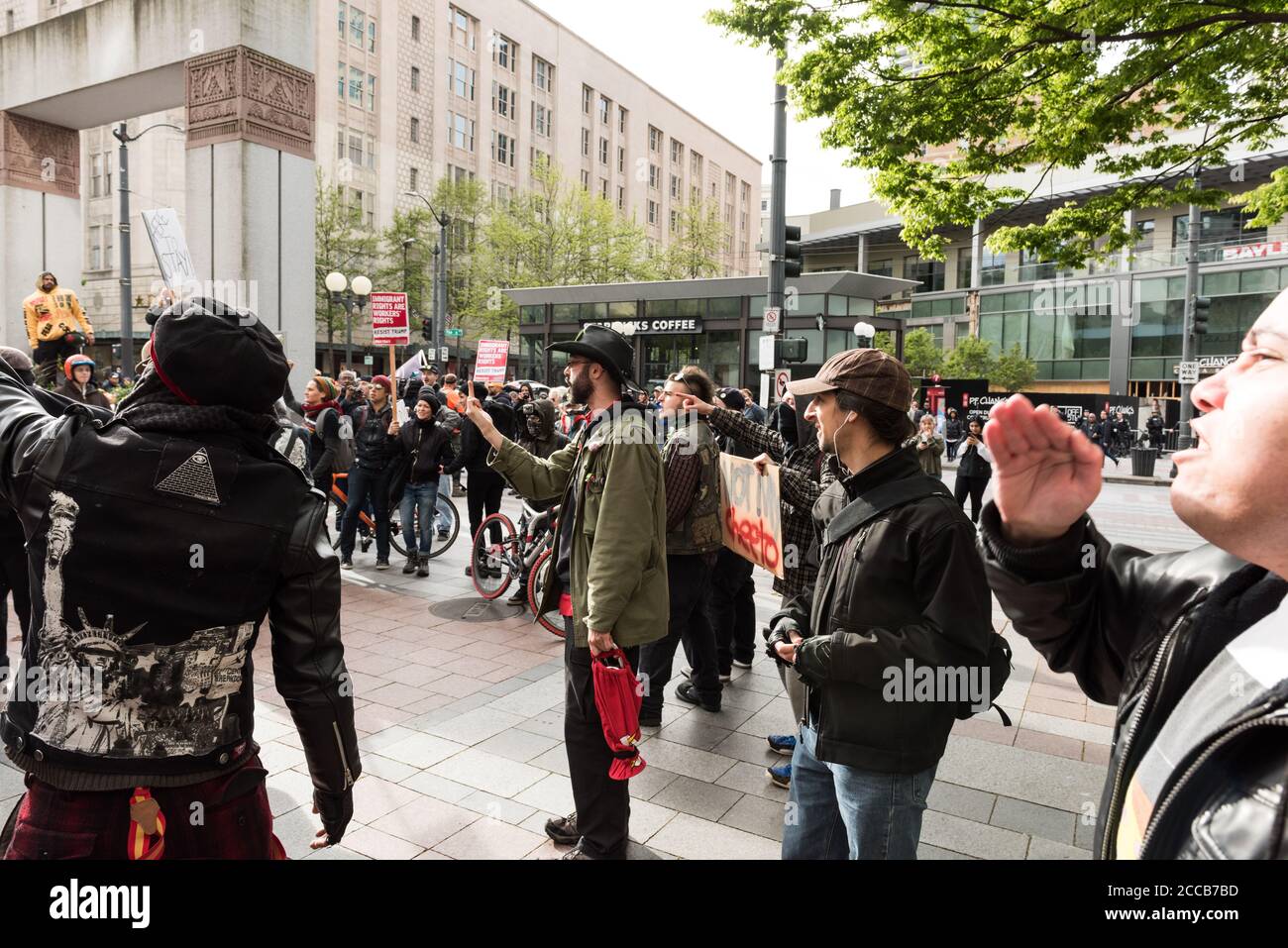 The proud boys riot hi-res stock photography and images - Alamy