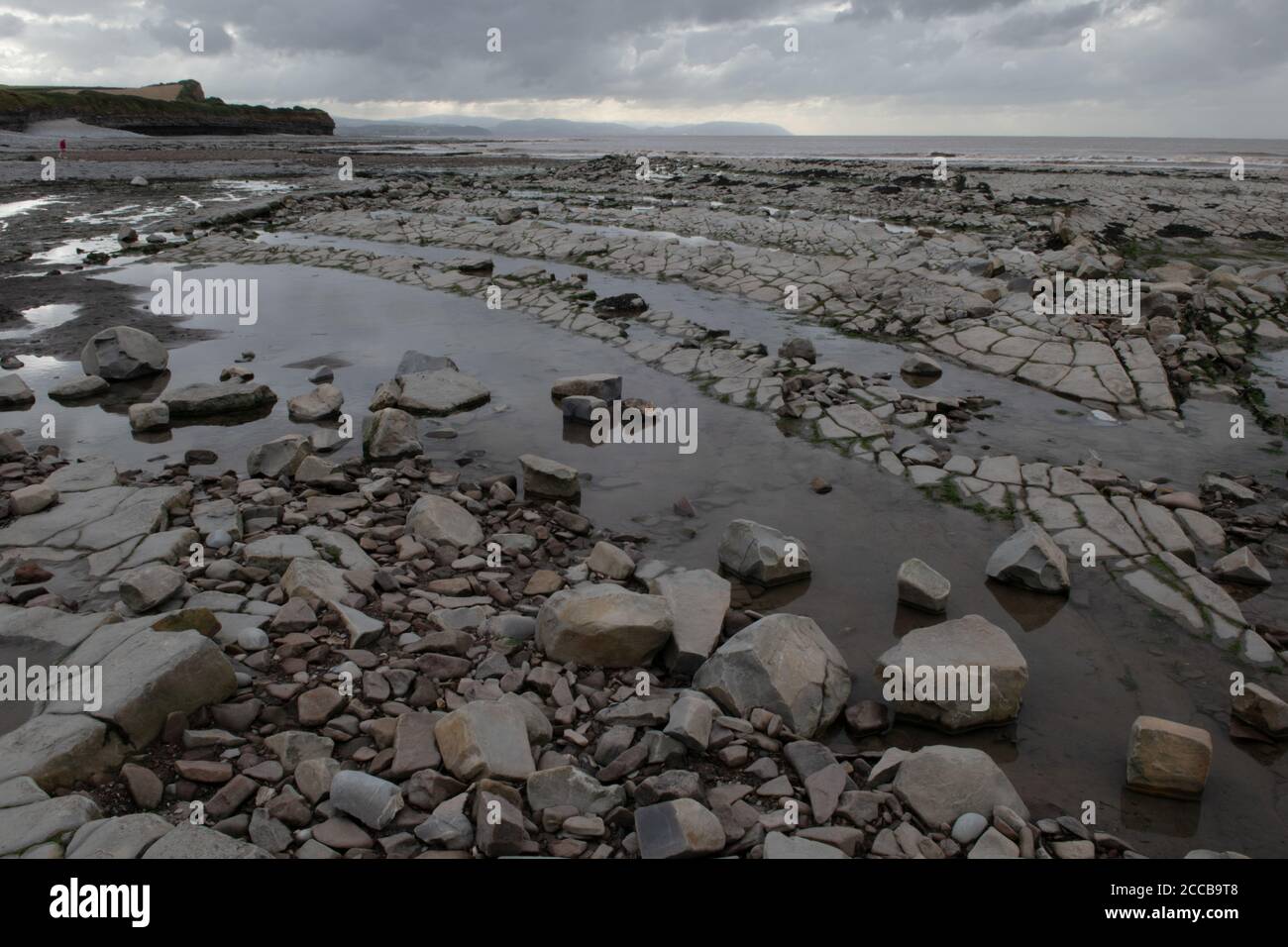 Geological formations on Kilve Beach, Somerset, UK Stock Photo - Alamy