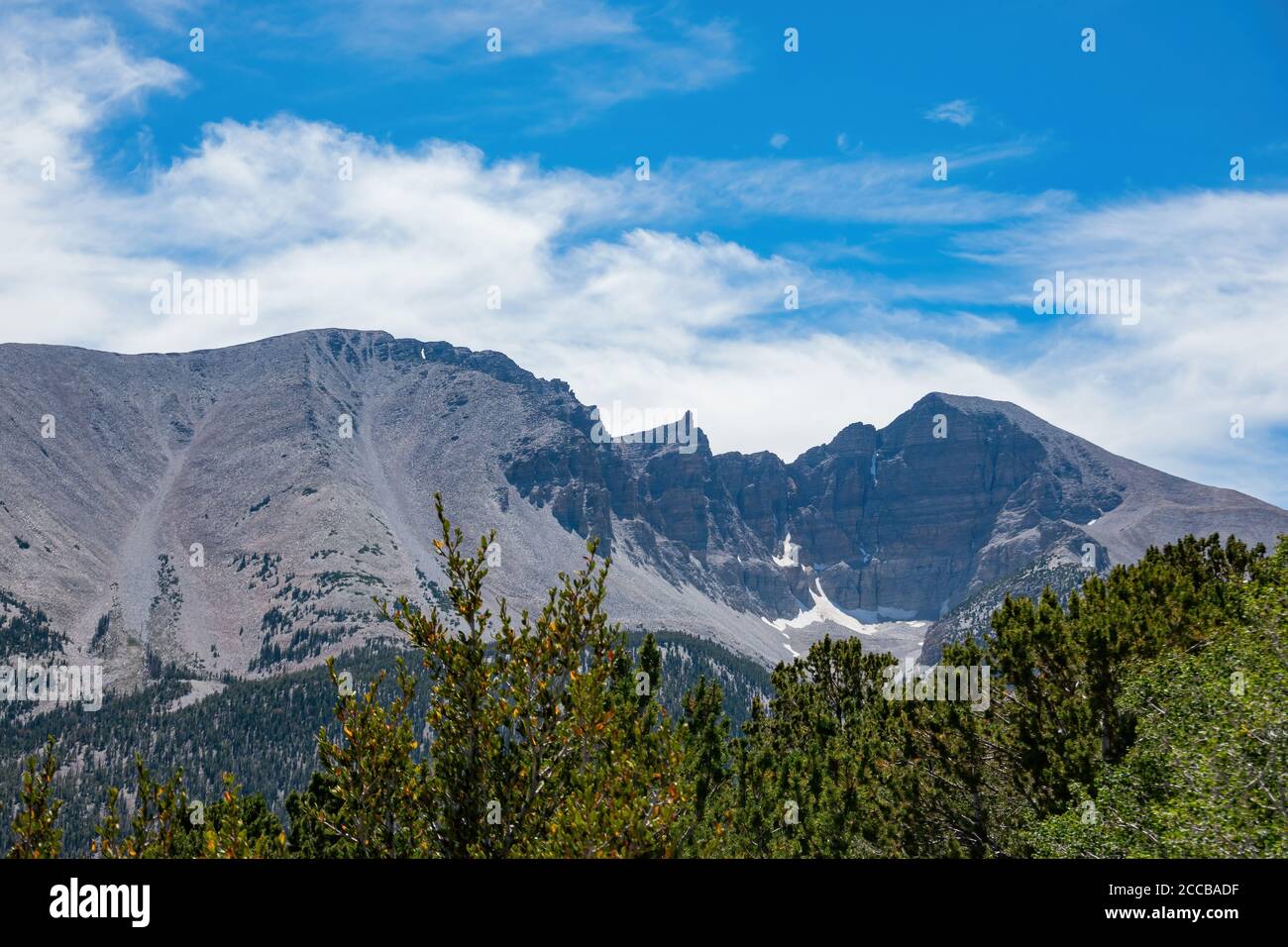 Wheeler ridge hi-res stock photography and images - Alamy