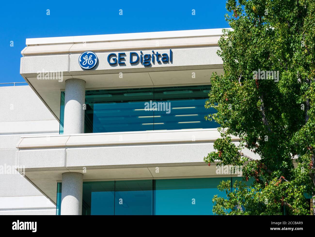 General electric building logo hi-res stock photography and images - Alamy