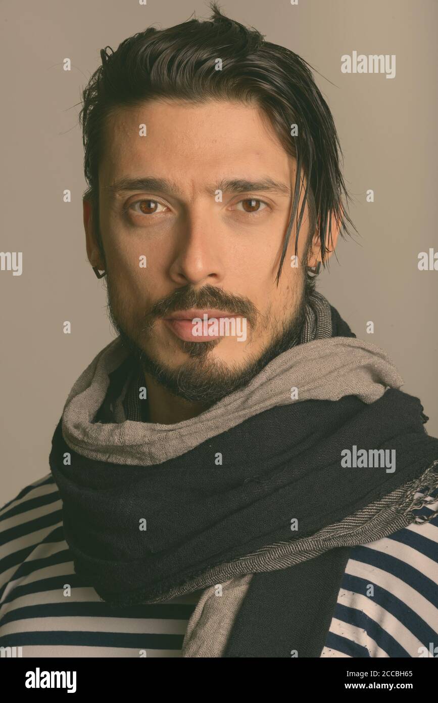 Head shot scarf hi-res stock photography and images - Alamy