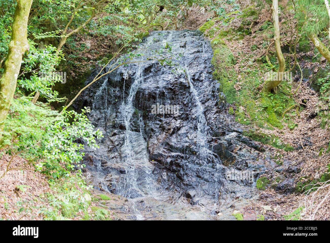 Kyoto, Japan - Otonashi Waterfall (Otonashi-no-taki) in Ohara, Kyoto ...