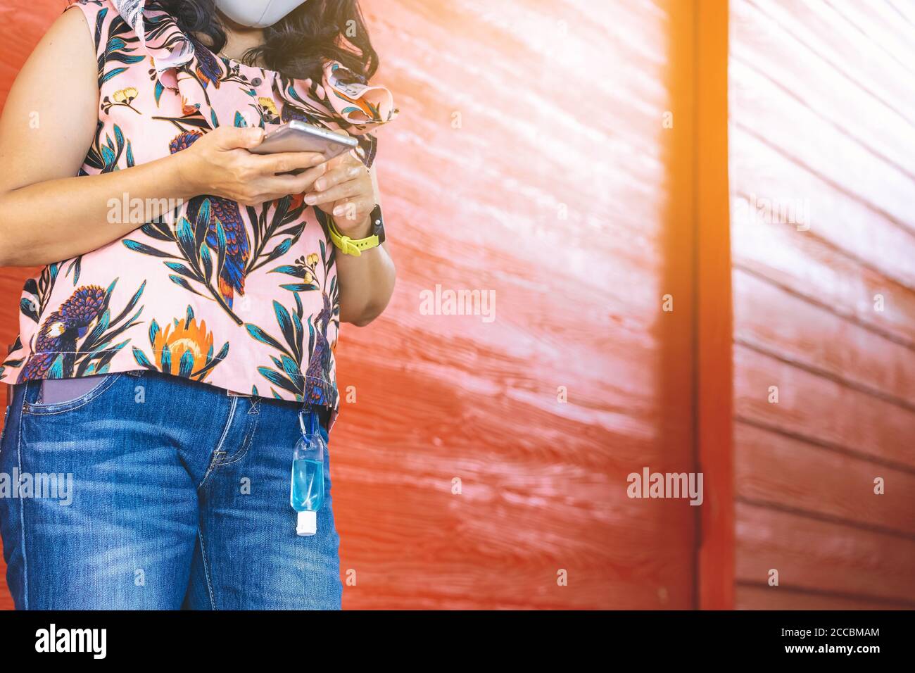 Mini portable alcohol gel bottle to kill Corona Virus(Covid-19) hanging ...