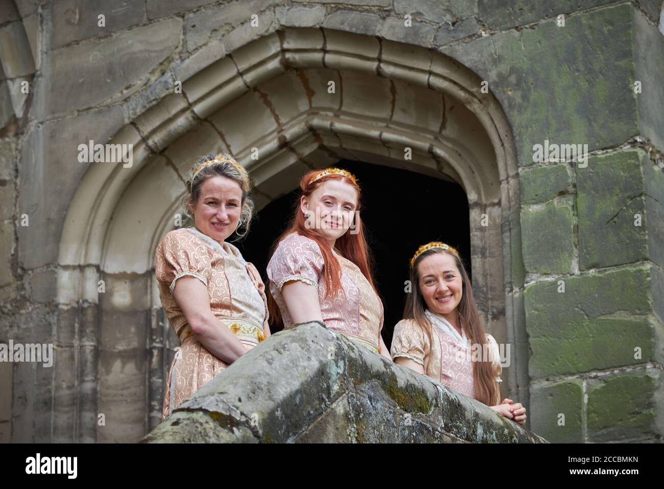 Wenches hi-res stock photography and images - Alamy