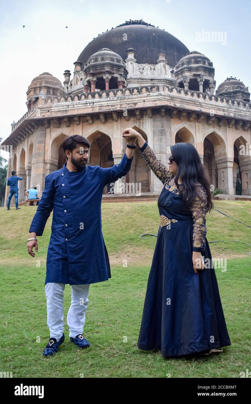 New Delhi India – November 25 2019 : A couple pose for Pre Wedding ...