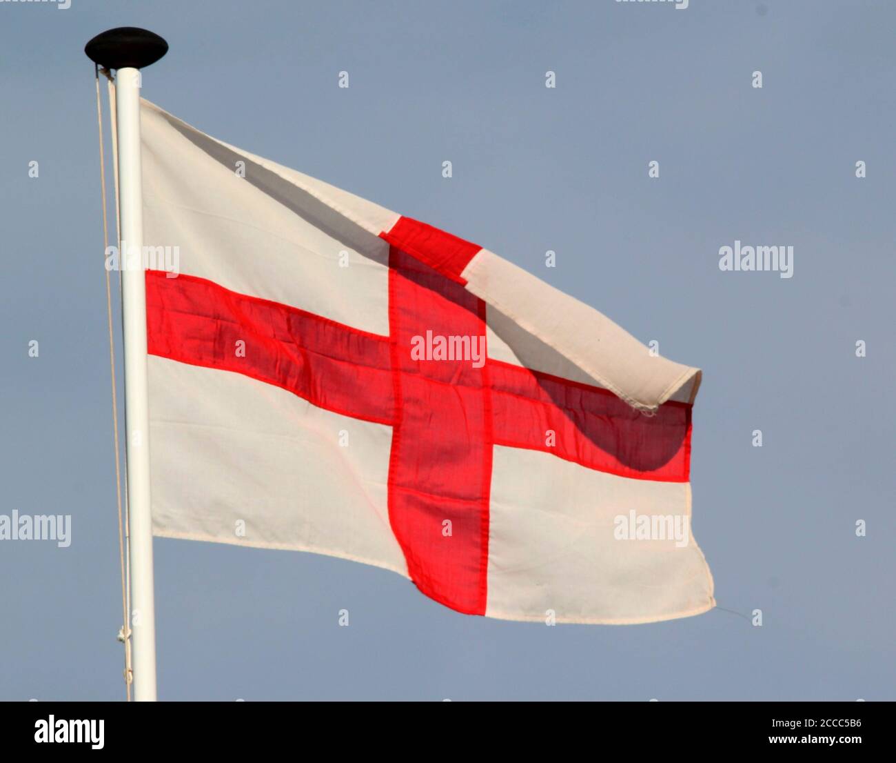 The St George's Flag of England Photo by Tony Henshaw Stock Photo - Alamy