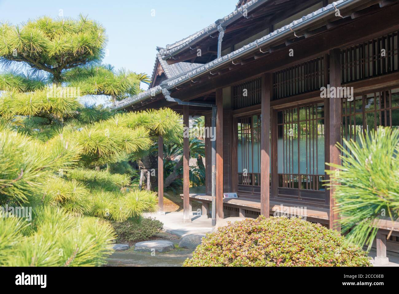 Hiunkaku Villa at Takamatsu Castle (Tamamo Park) in Takamatsu, Kagawa ...