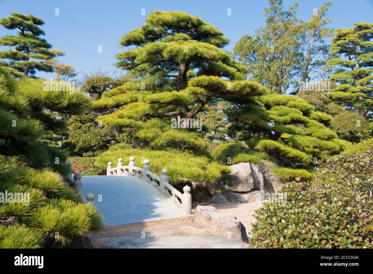 Hiunkaku Villa at Takamatsu Castle (Tamamo Park) in Takamatsu, Kagawa ...