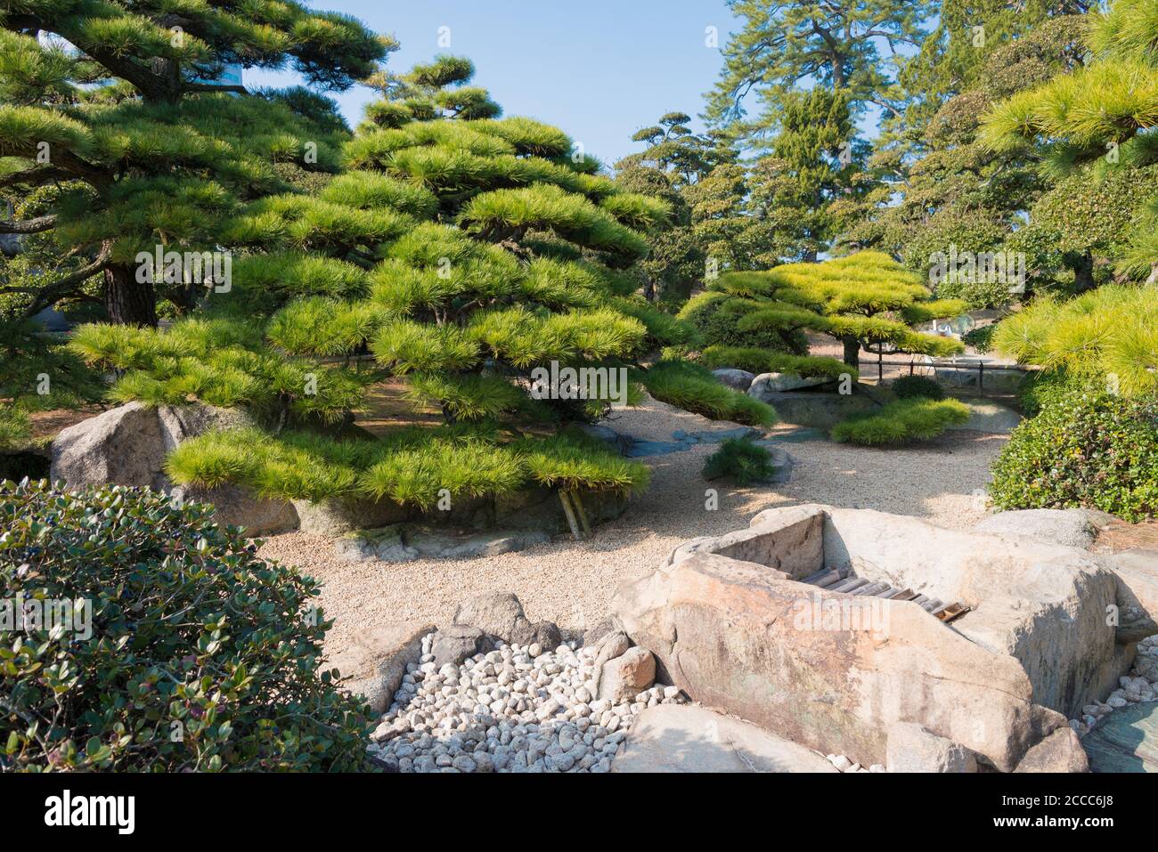 Hiunkaku Villa at Takamatsu Castle (Tamamo Park) in Takamatsu, Kagawa ...