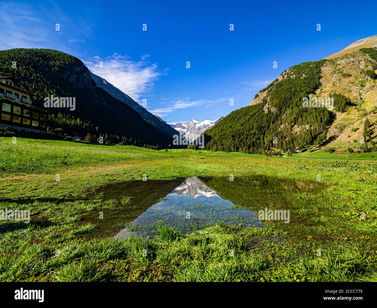 View of the valley of Cogne in the Gran Paradiso National Park Stock ...