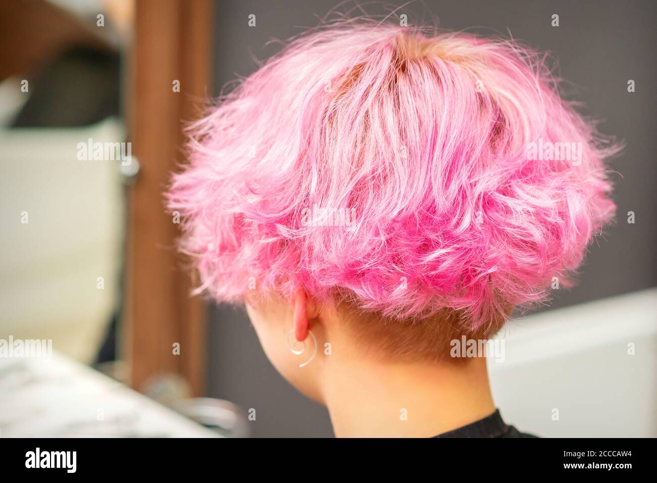 P Nk Hair Back
