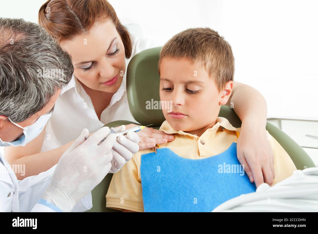 Nurse anesthetic child hi-res stock photography and images - Alamy