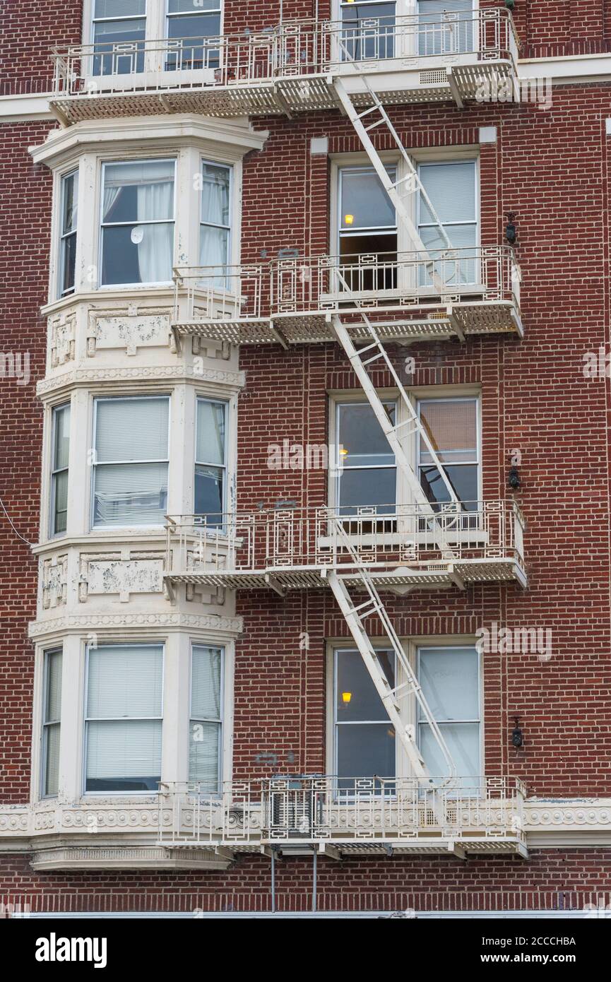 Detail building fire escapes hi-res stock photography and images - Alamy