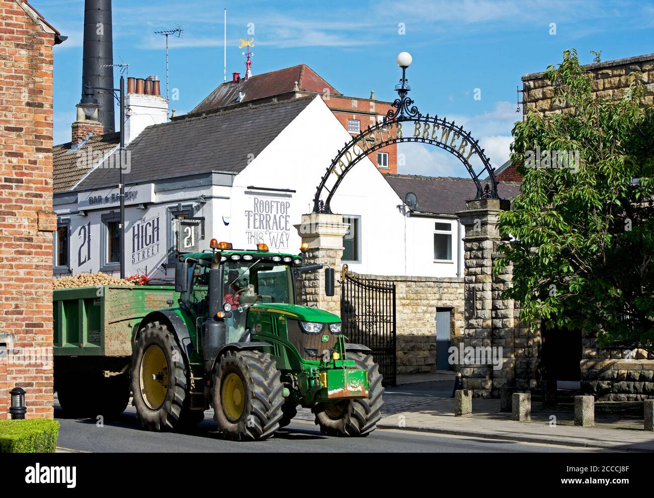 Tadcaster, North Yorkshire, England UK Stock Photo - Alamy
