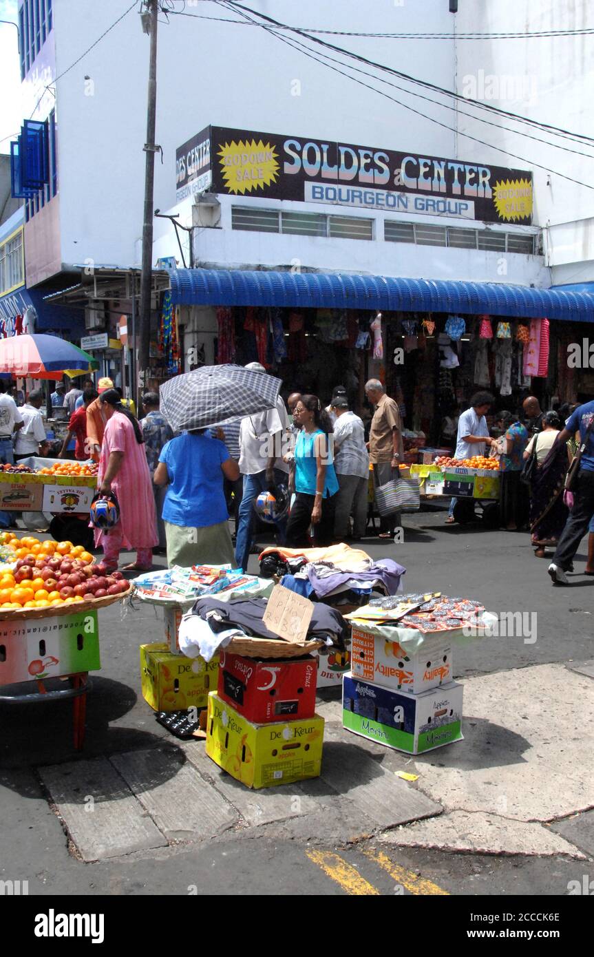 Mauritius , Port Luis 24/01/2008: Local market Stock Photo - Alamy