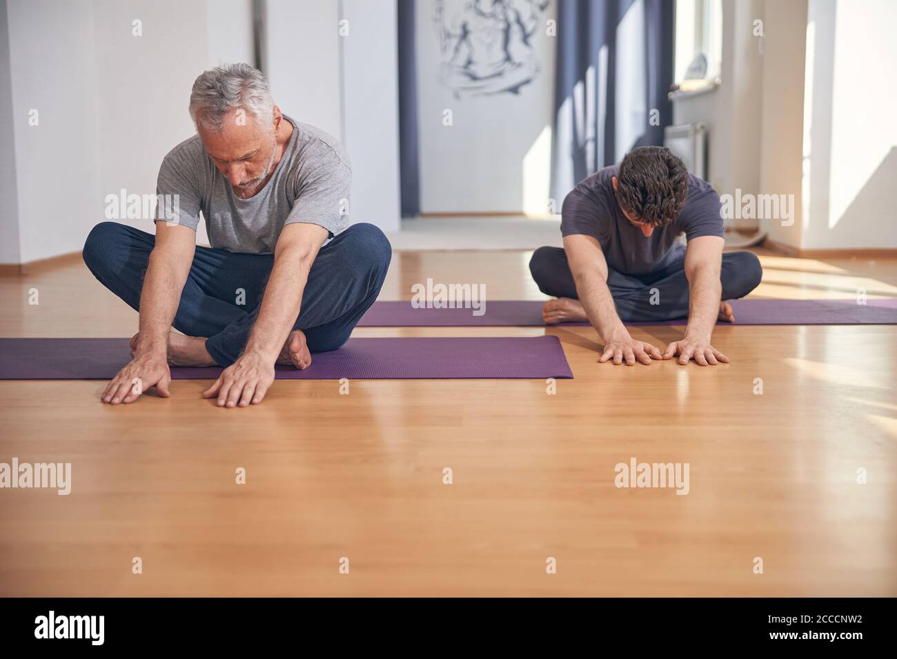 Modern yogis hi-res stock photography and images - Alamy