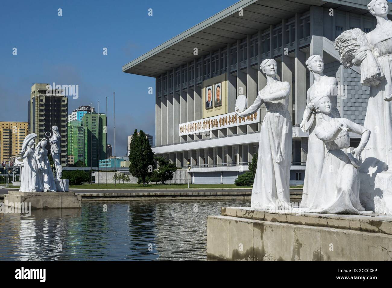Pyongyang stadium hi-res stock photography and images - Alamy