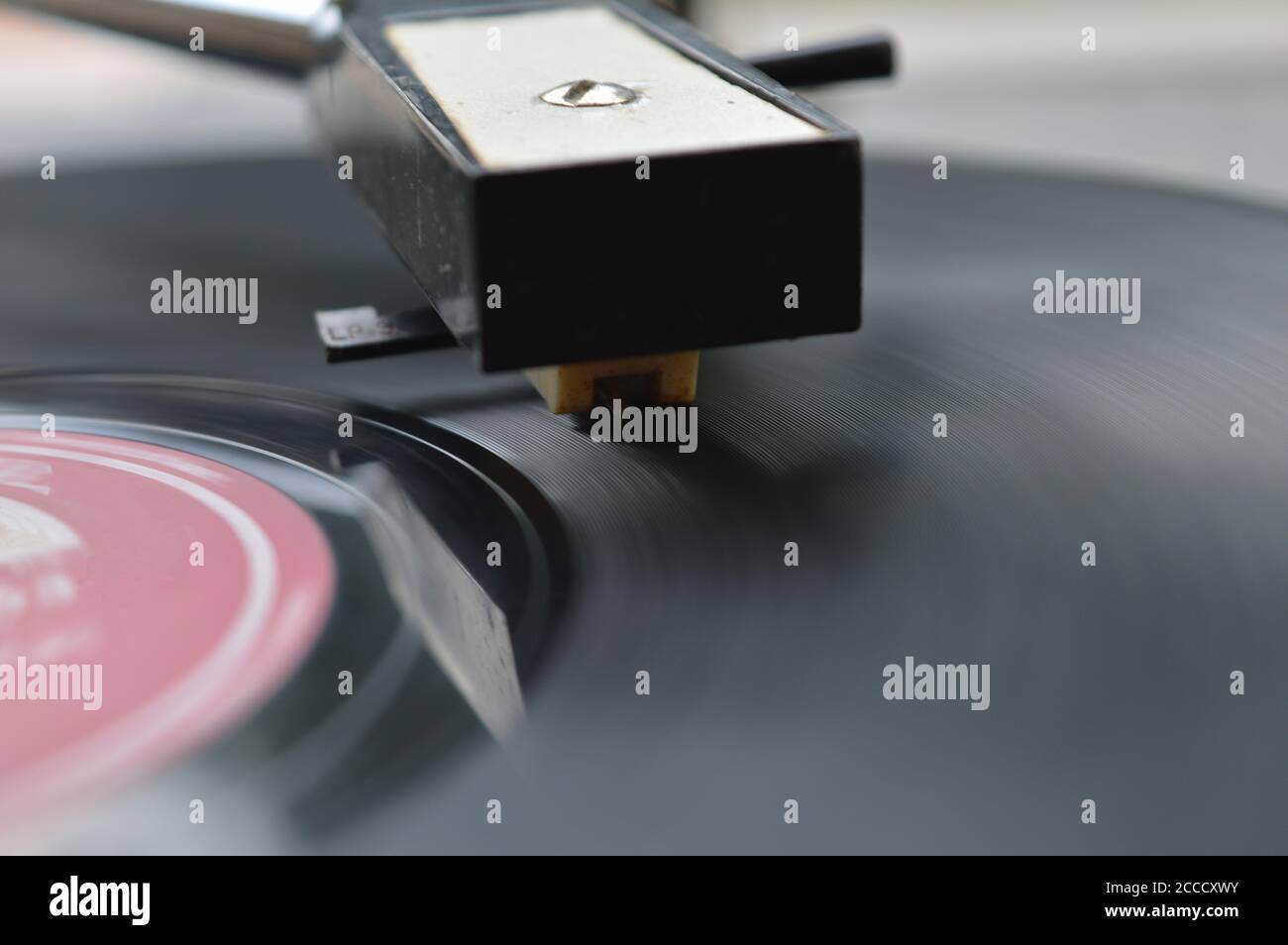 image of a retro transistor gramaphone with turn table and tonearm in ...