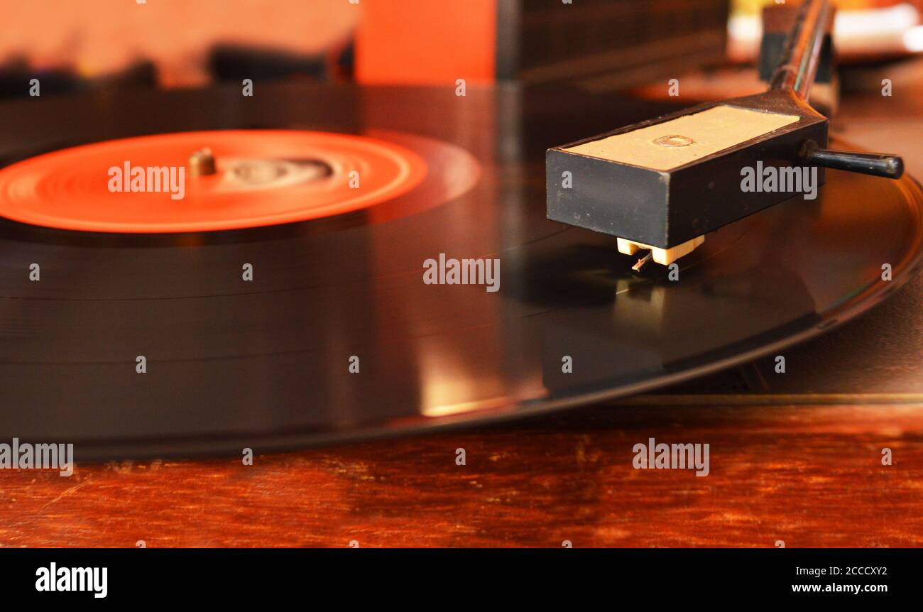 image of a retro transistor gramaphone with turn table and tonearm in ...