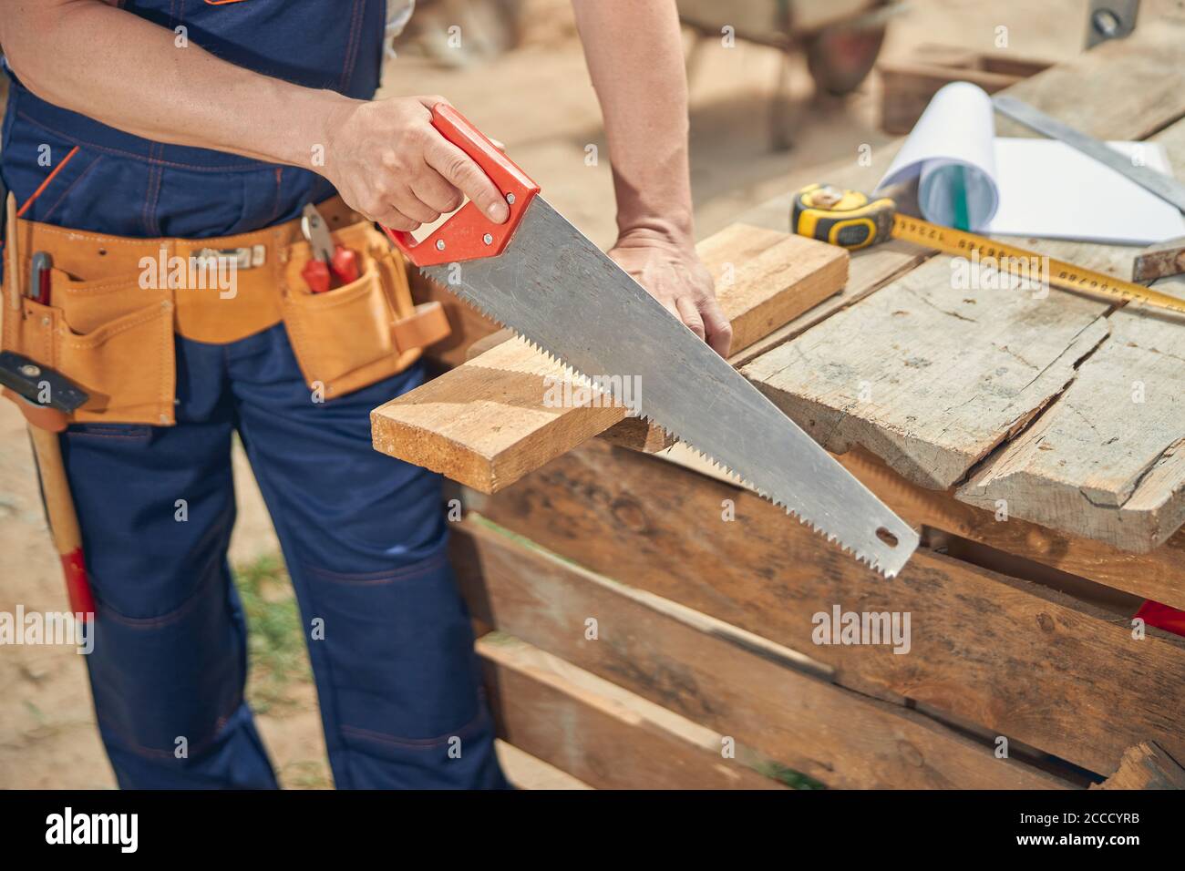 Man Sawing Wood High Resolution Stock Photography and Images - Alamy