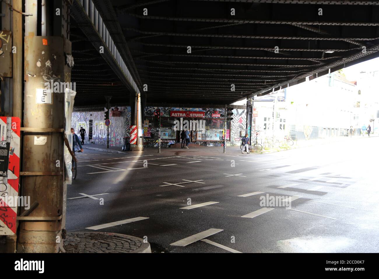Train bridge Sternbrücke in Hamburg-Altona, Germany Stock Photo - Alamy