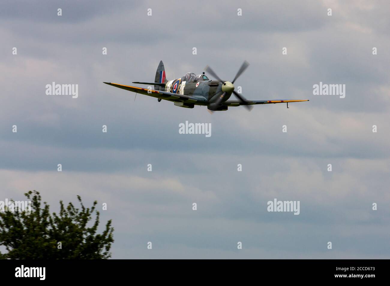 Tandem enclosed two seat cockpits hi-res stock photography and images ...