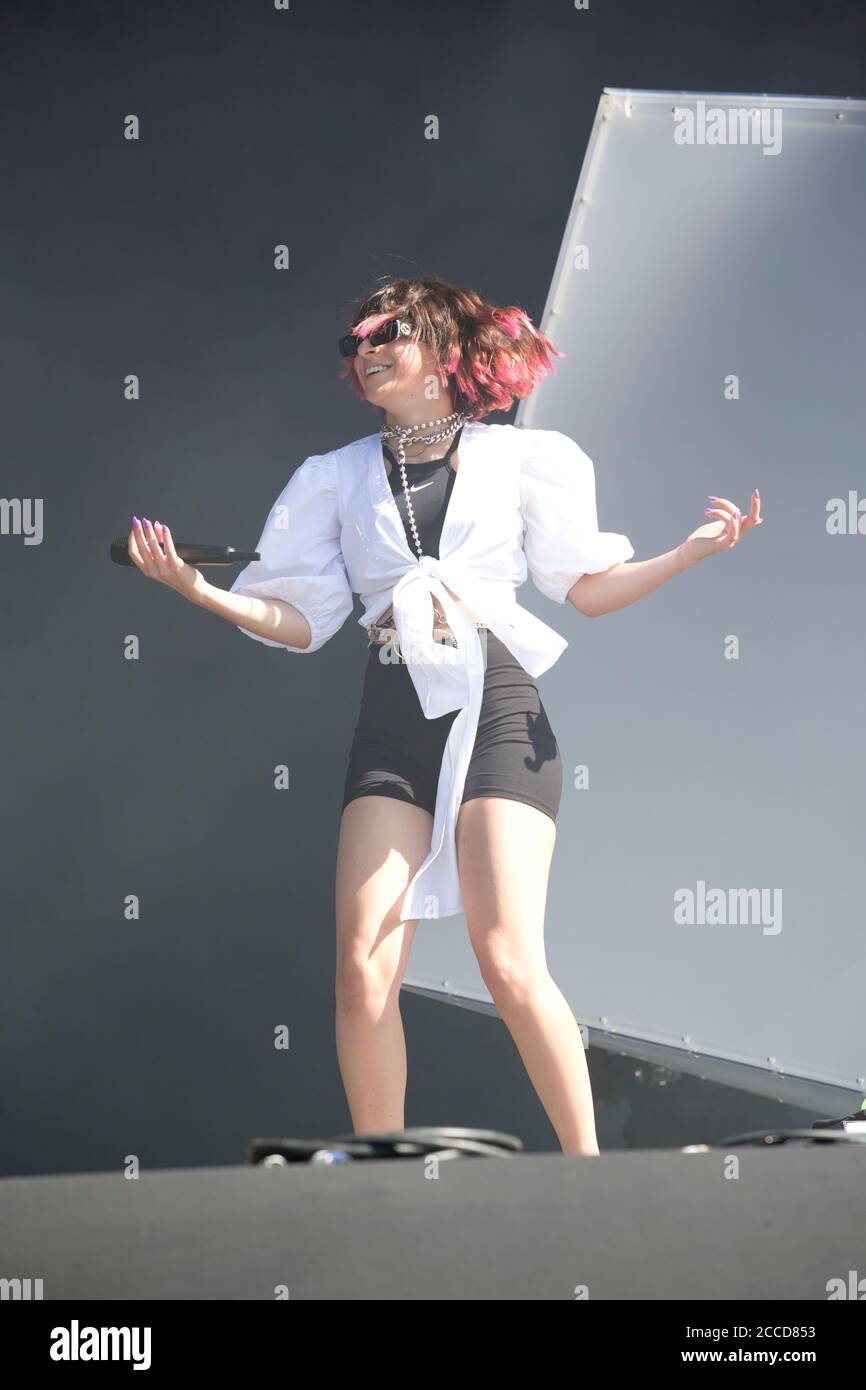 Charli xcx performs glastonbury festival hi-res stock photography and ...