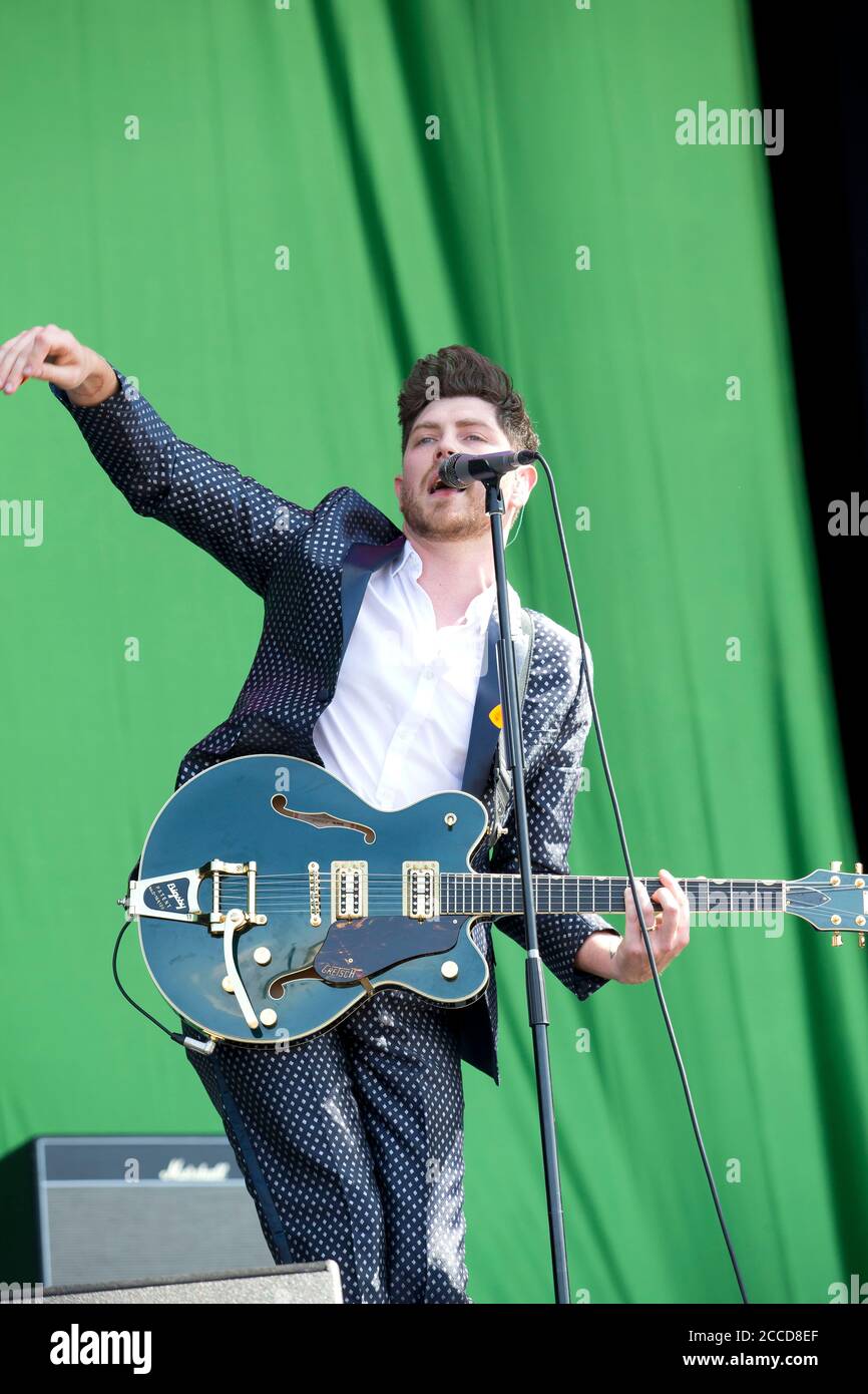 Twin atlantic sam ross hi-res stock photography and images - Alamy