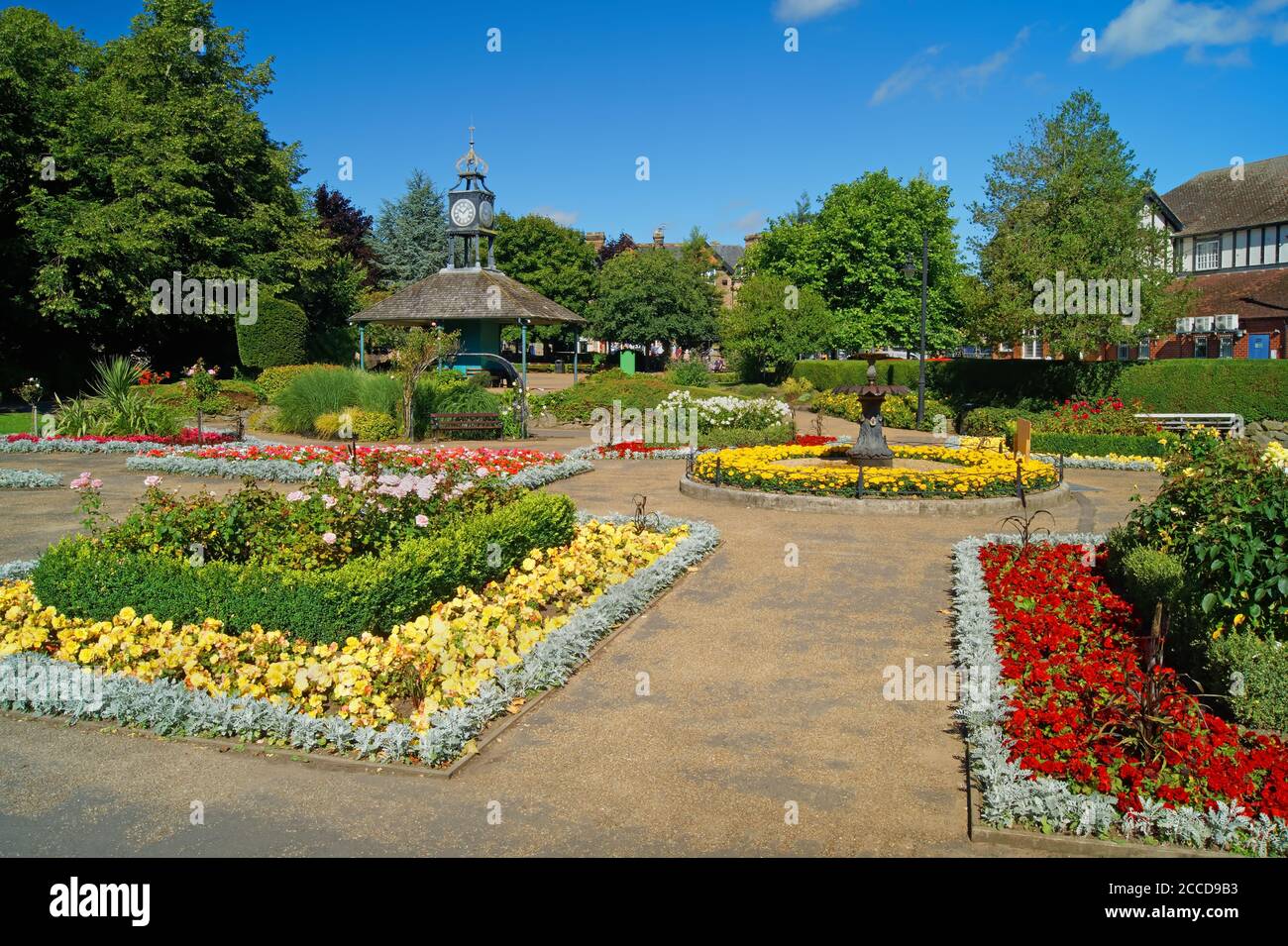Crown square matlock derbyshire hi-res stock photography and images - Alamy